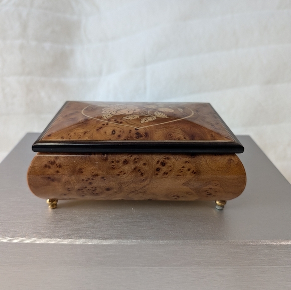 San Francisco Music Box Company | Storage & Organization | Vintage San ...